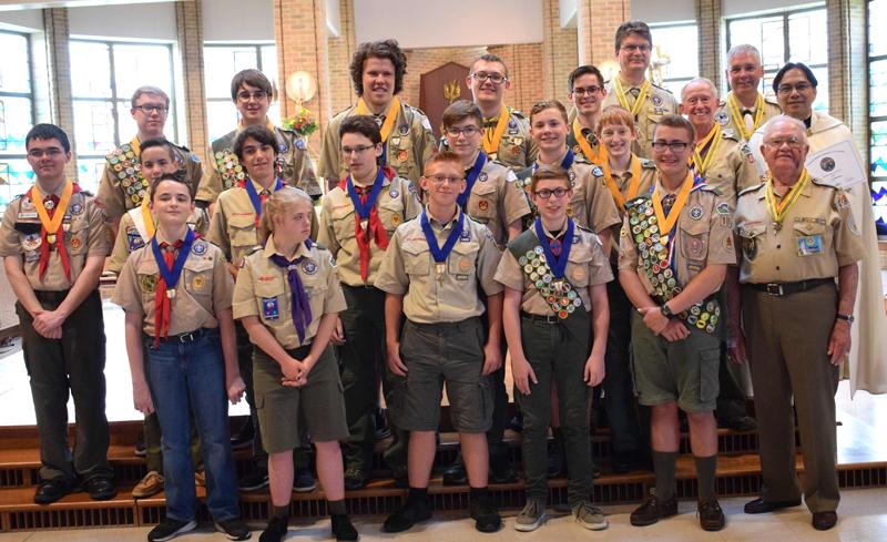 Catholic Committee on Scouting Presents Religious Medals and Awards ...