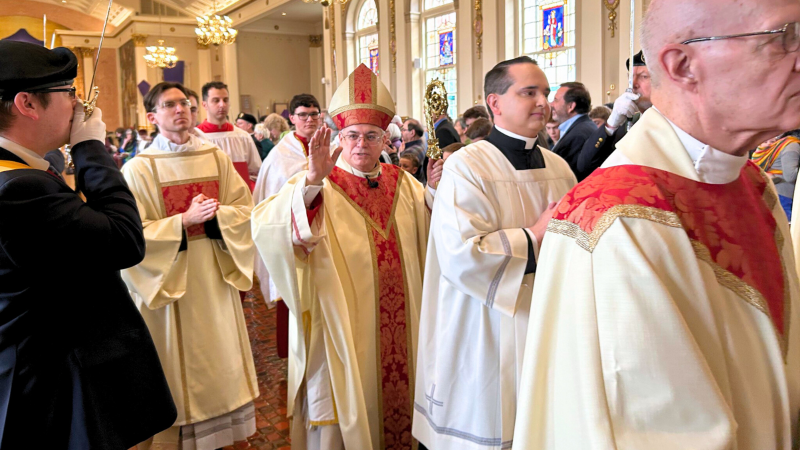 Chrism Mass Celebrates Priests Bringing Christ’s Presence into the ...
